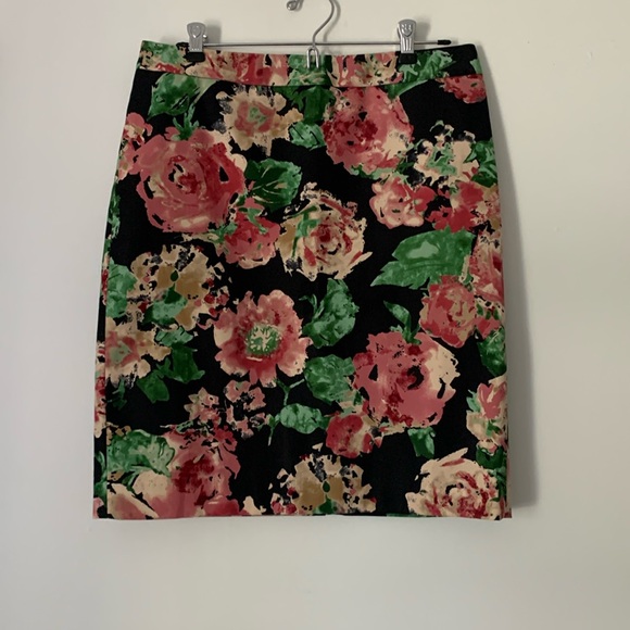 Talbots | Skirts | Talbots Petite Floral Aline Skirt | Poshmark